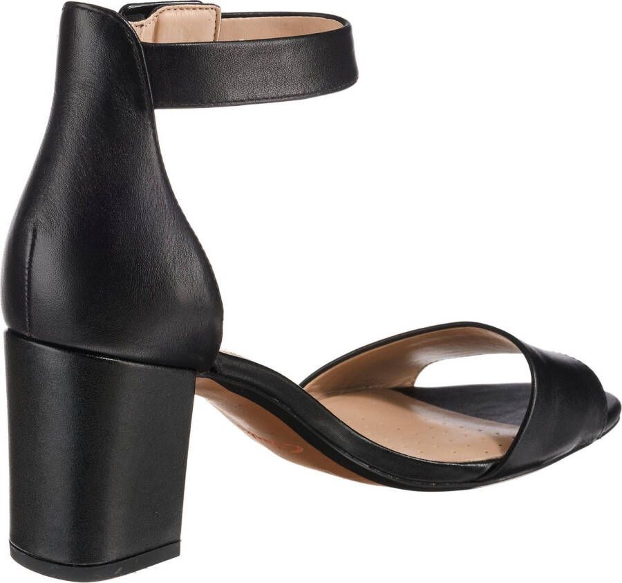 Clarks Dames schoenen Deva Mae D black leather - Schoenen.nl