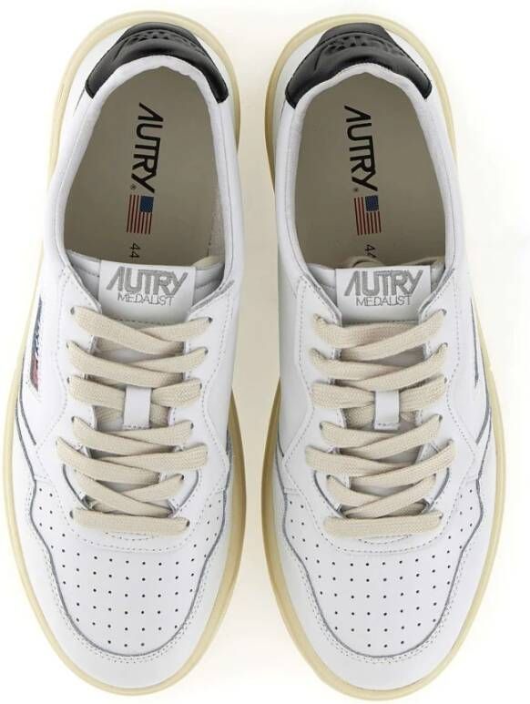Autry "Medalist Lage Leren Sneakers" Wit Heren - Schoenen.nl