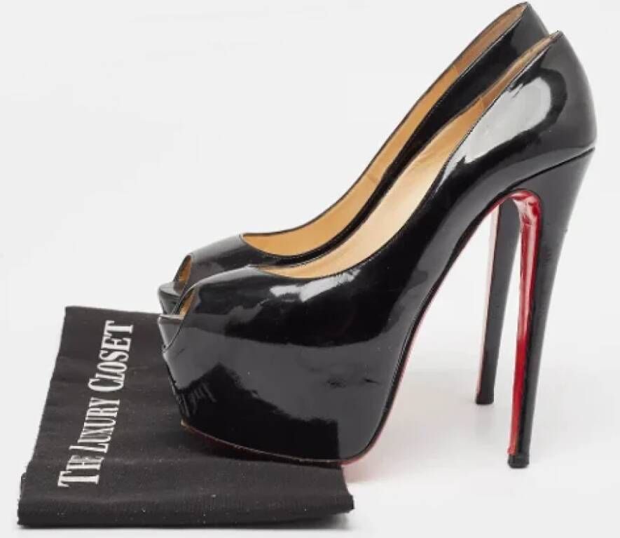 Christian Louboutin Pre-owned Leather heels Black Dames - Schoenen.nl