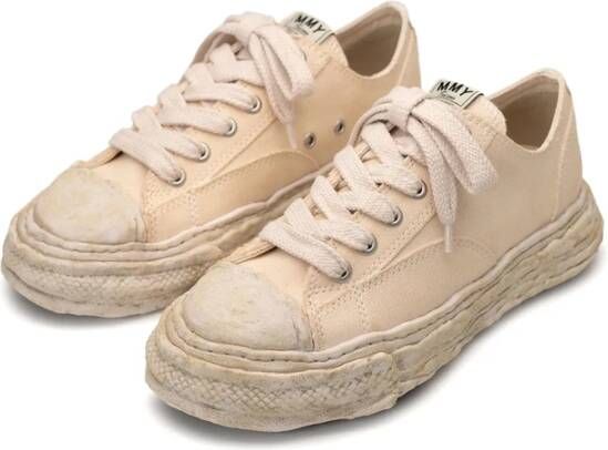 Mihara Yasuhiro Beige Veterschoen met Logo Patch - Schoenen.nl