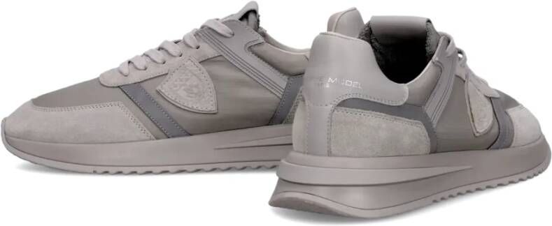 Philippe Model Tech Monochrome Sneaker Model - Schoenen.nl