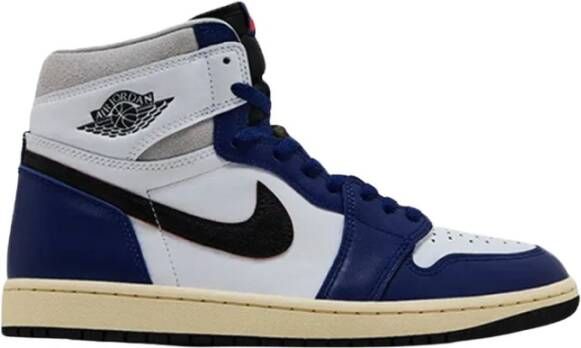 Jordan Zeldzame Lucht Retro Sneakers - Schoenen.nl