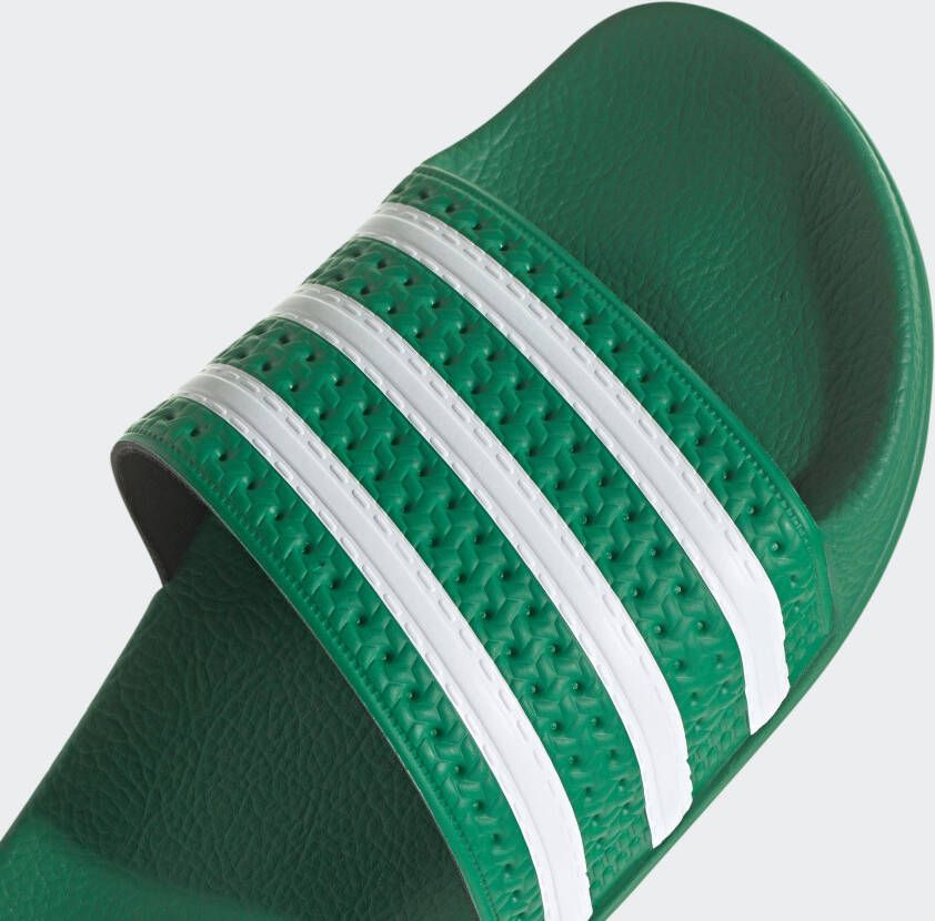 Adidas Originals Adilette Badslippers Sandalen & Slides Schoenen green ...