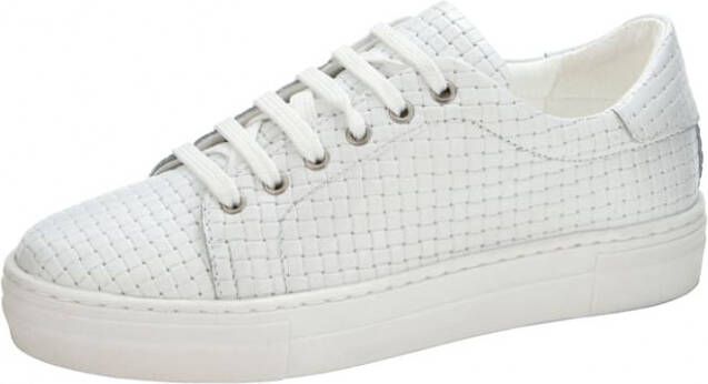 Liva Loop Sneaker in mooie gevlochten look Wit - Schoenen.nl